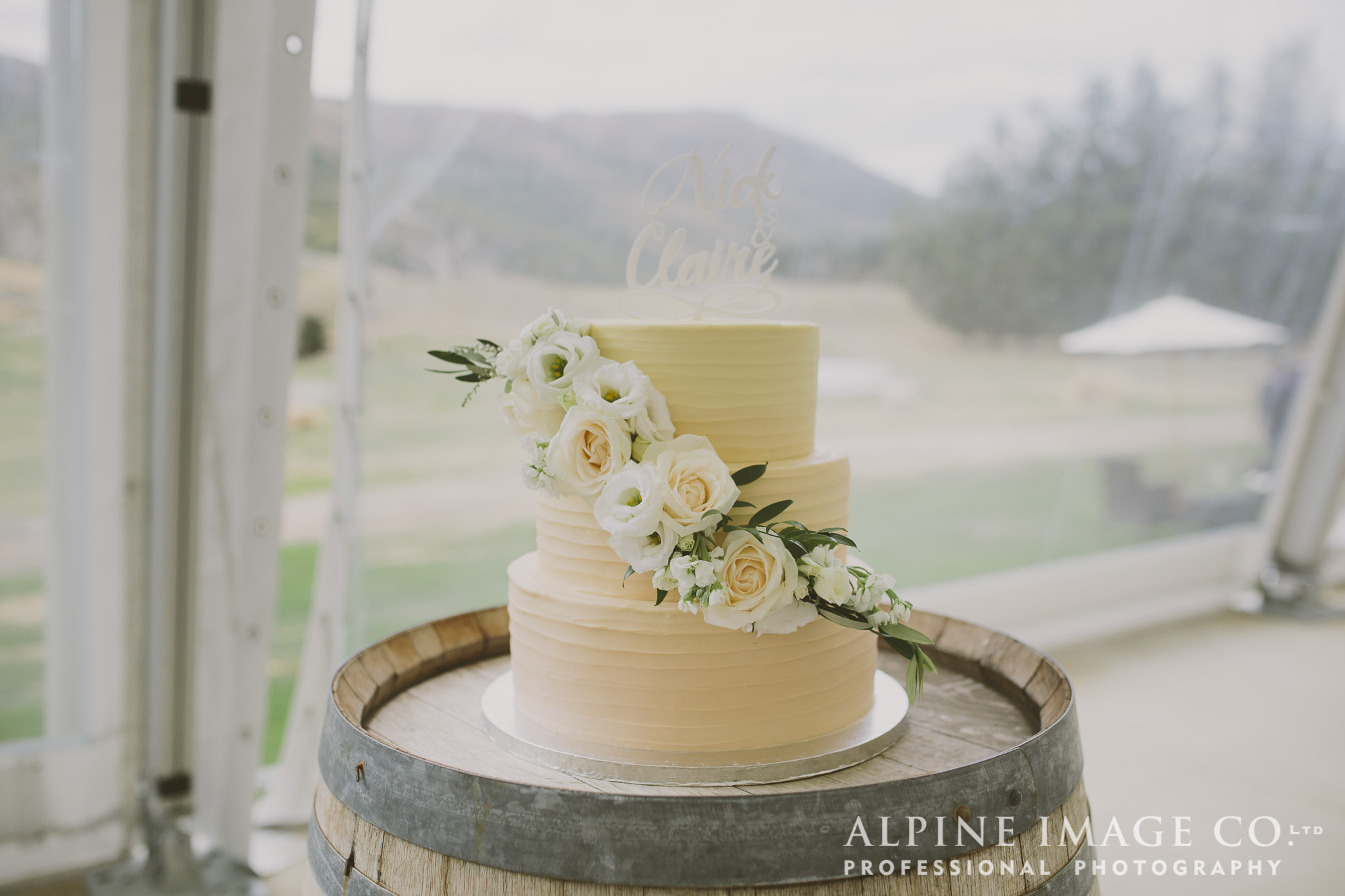 Claire + Nicks Stunning Peregrine Wedding - Simply Perfect Weddings ...